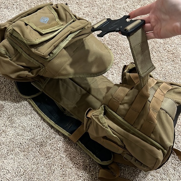 SKEDCO | Bags | New Skedco Litter Carrier Break Away | Poshmark
